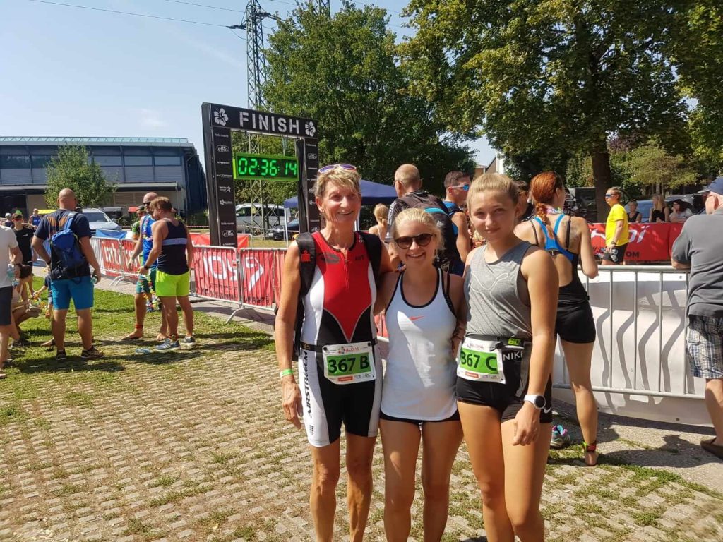 7 Reasons to Try a Triathlon Relay (and How It Works)